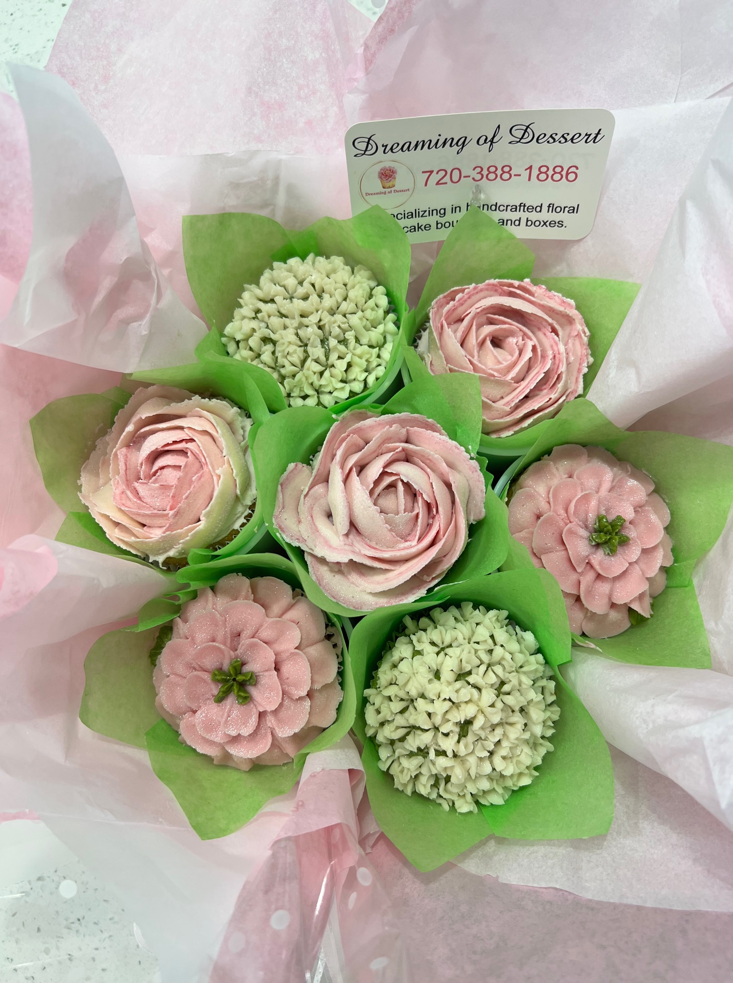 Cupcake Bouquets – Dreaming of Dessert